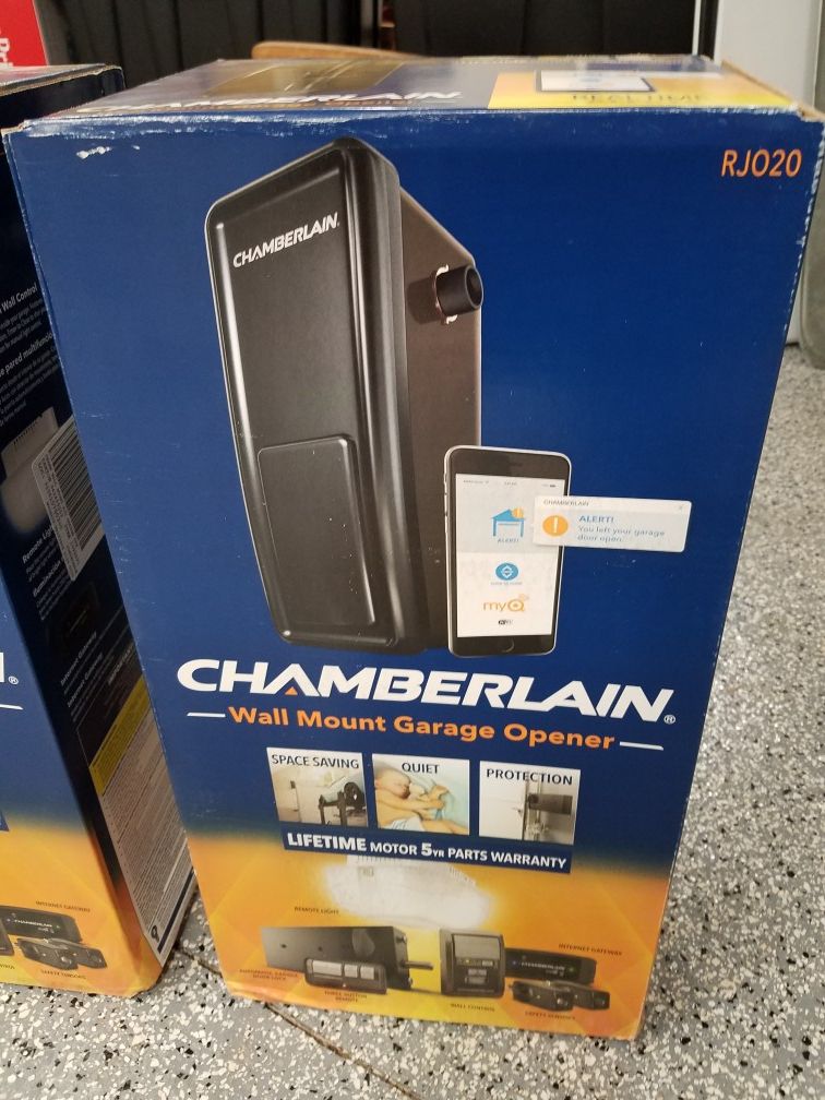 Chamberlain RJ020 **WALL MOUNT Garage. Door opener for Sale in Spring ...
