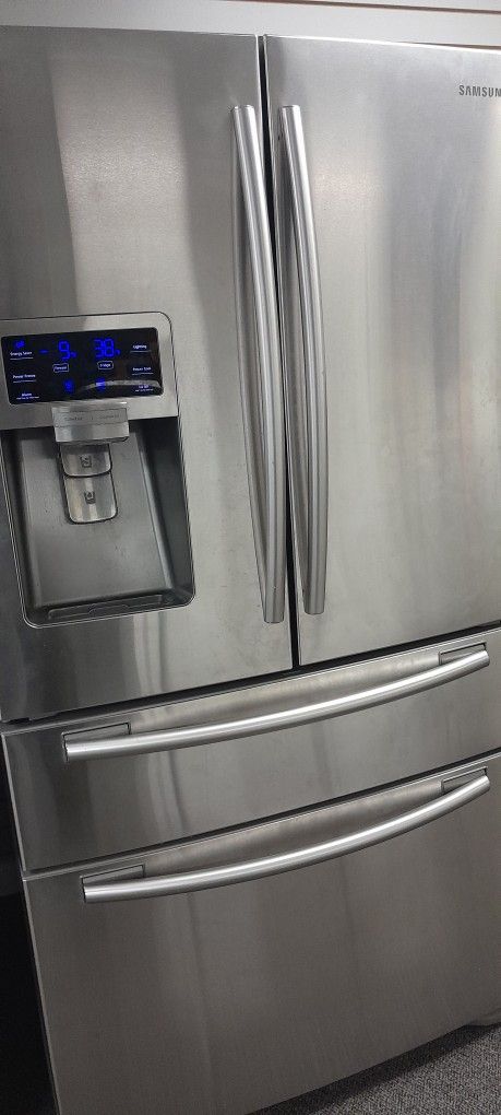 SAMSUNG REFRIGERATOR 4DOORS STAINLESS STEEL DELIVERY AVAILABLE for Sale ...