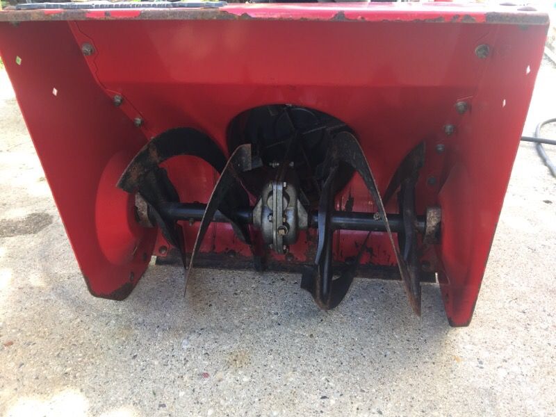 Dynamark 523 5hp snowblower for Sale in West Allis, WI - OfferUp