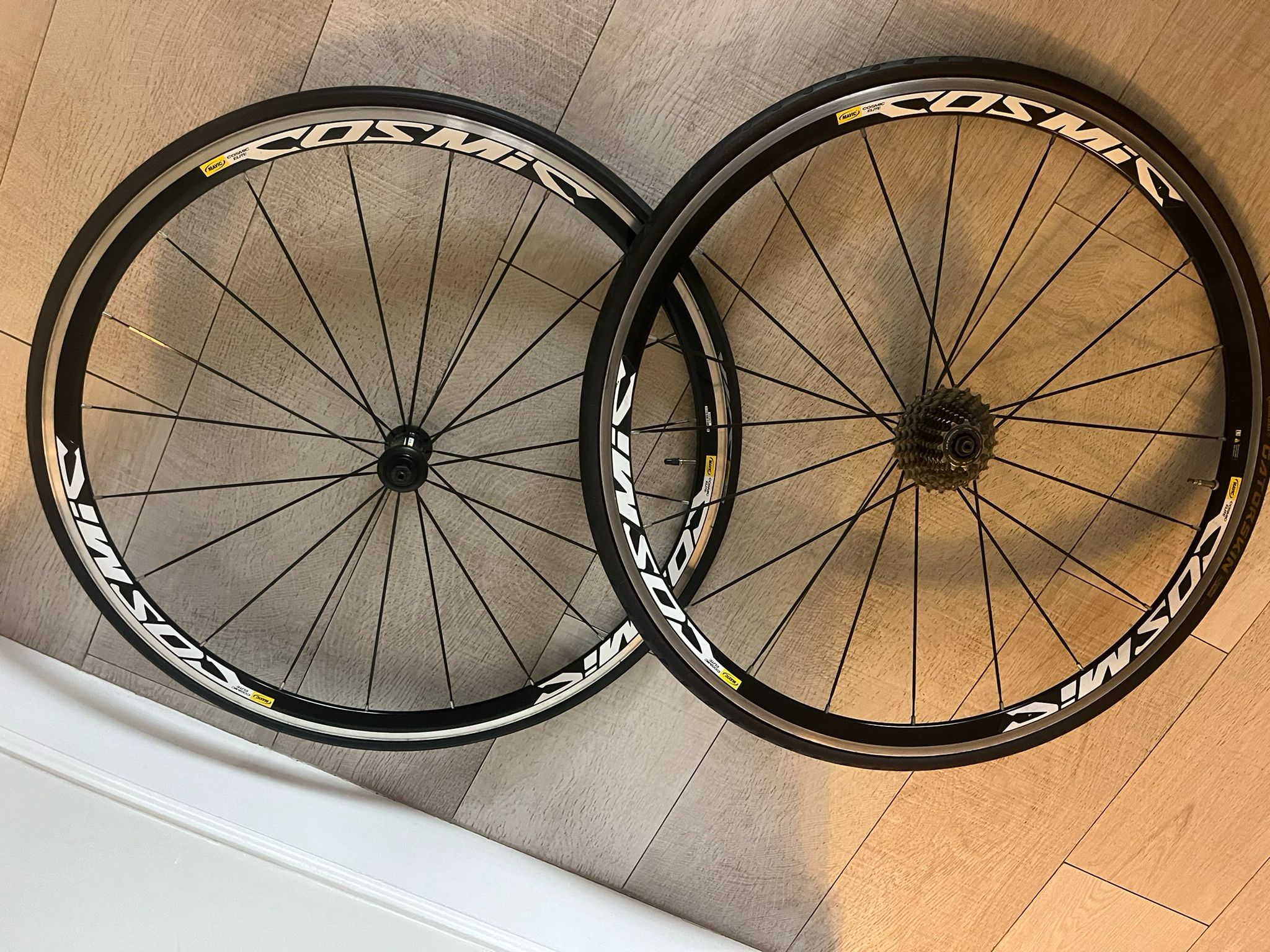 Mavic Cosmic Carbon SL Wheelset - Excellent Condition for Sale in Miami, FL - OfferUp
