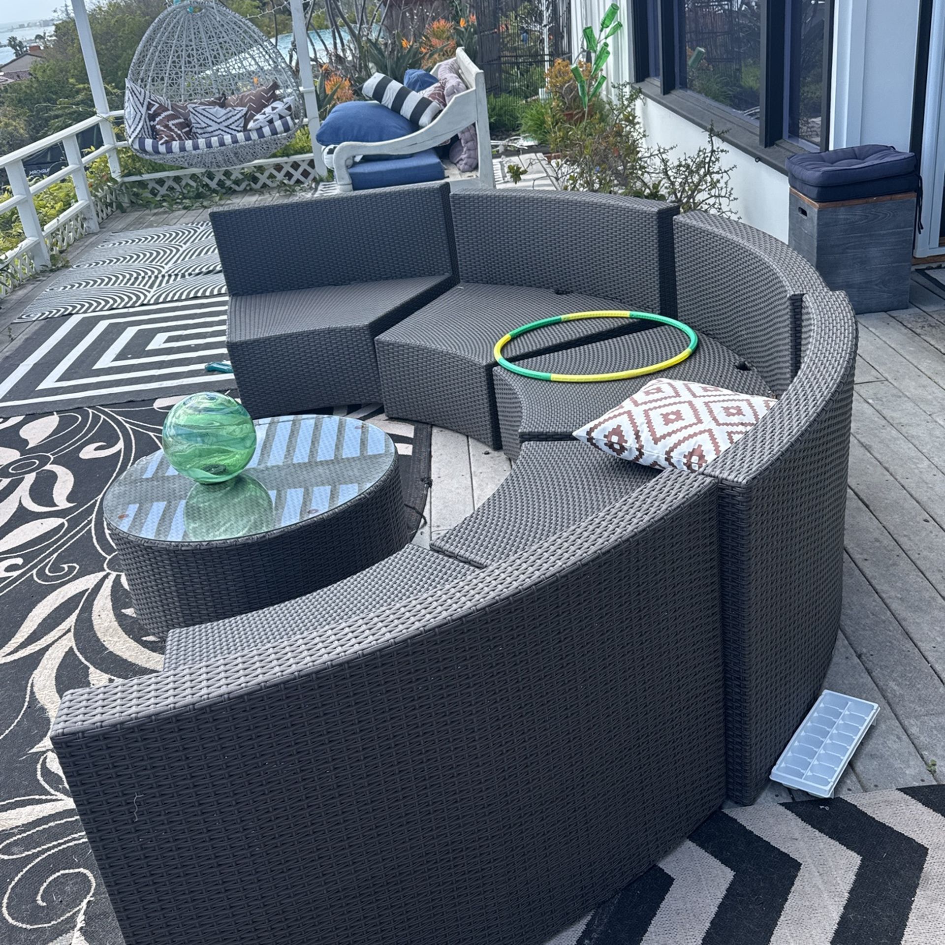 round outdoor couch 3 footstools nocushions for Sale in San Diego, CA ...