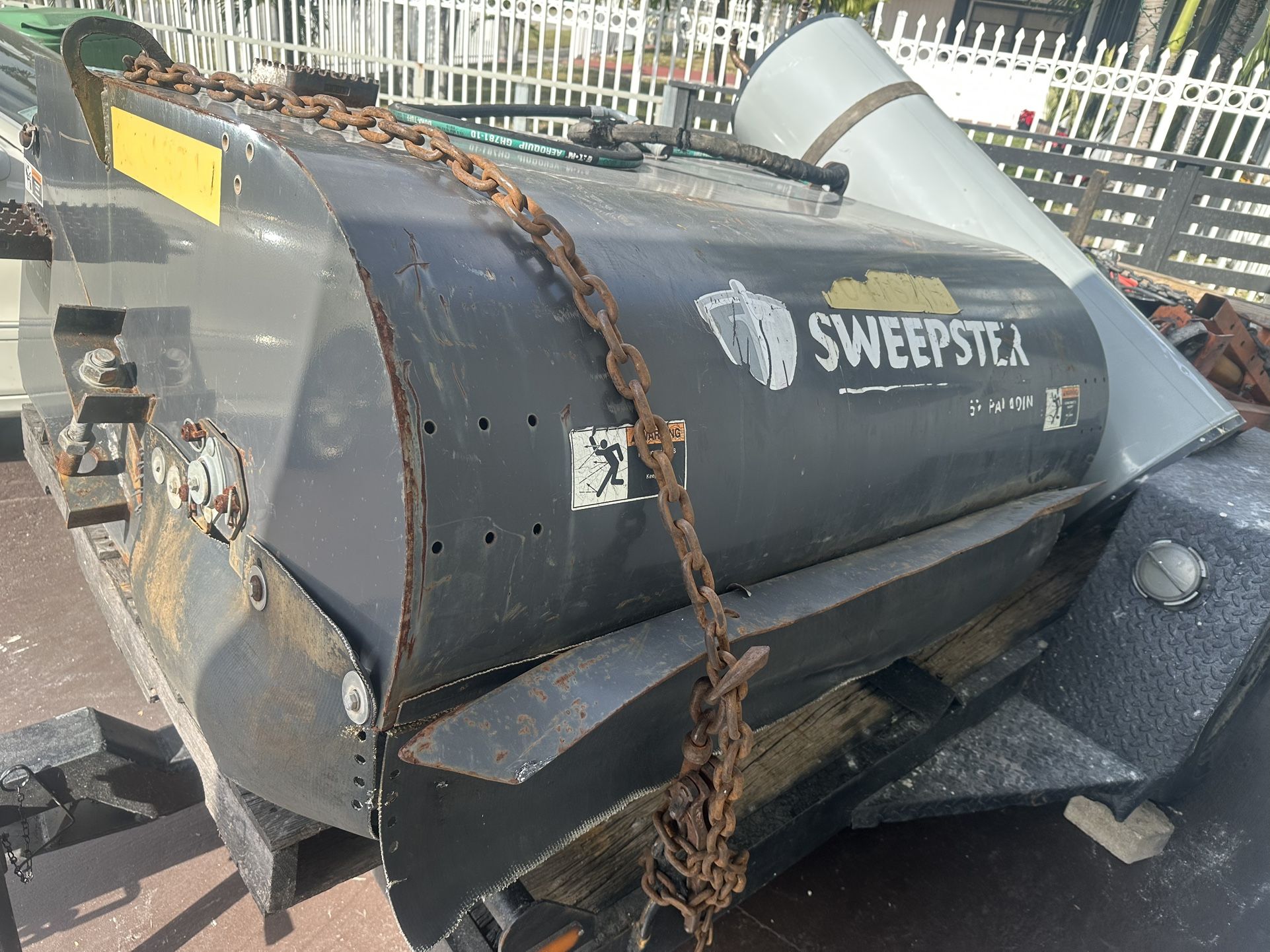 sweepster Bobcat for Sale in Miami Gardens, FL - OfferUp