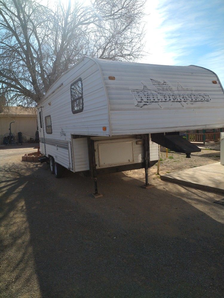 1998 Wilderness Rv Camper for Sale in El Paso, TX - OfferUp