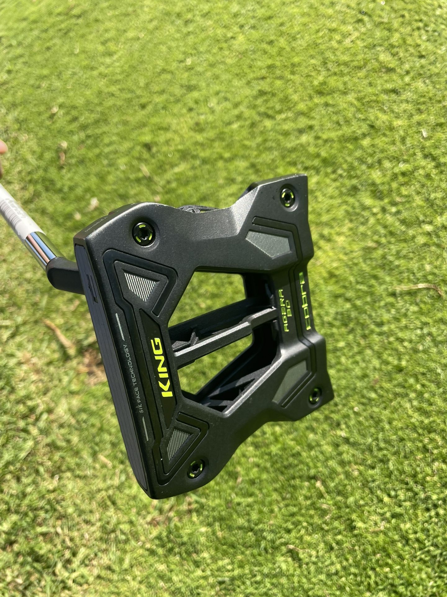 Cobra 35” Putter for Sale in Santa Ana, CA - OfferUp