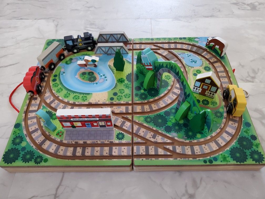 Melissa & Doug 17-Piece Wooden Take-Along Tabletop Railroad Playset for ...