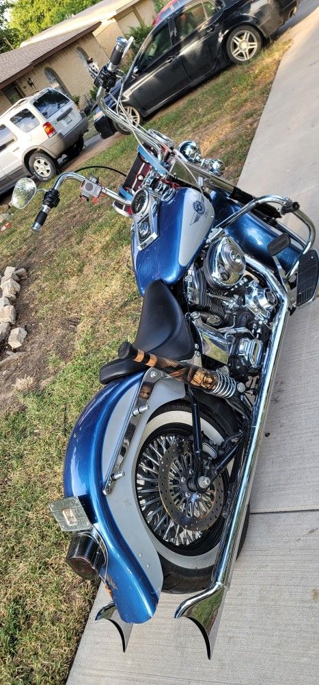 HARLEY SOFTAIL CHOLO STYLE for Sale in Grand Prairie, TX - OfferUp