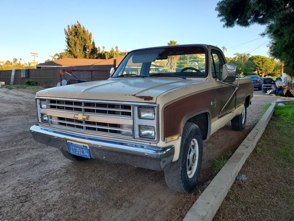 1986 Chevrolet C/K 20 for Sale in San Diego, CA - OfferUp