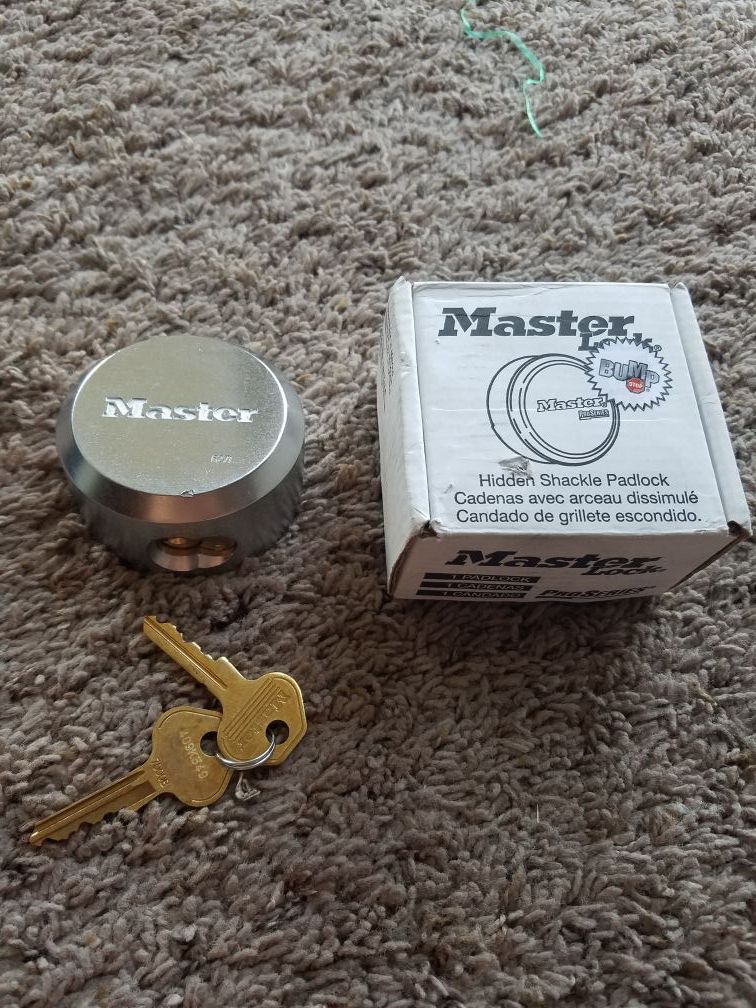 Master Lock Hidden Shackle