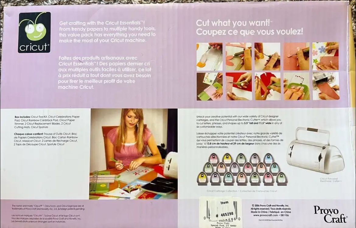 Cricut expression & Getting Started Kit & Extras