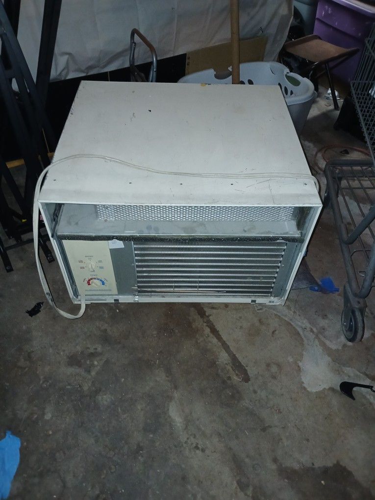GE 18000 BTU Ac / Heater In Wall Unit for Sale in Las Vegas, NV - OfferUp