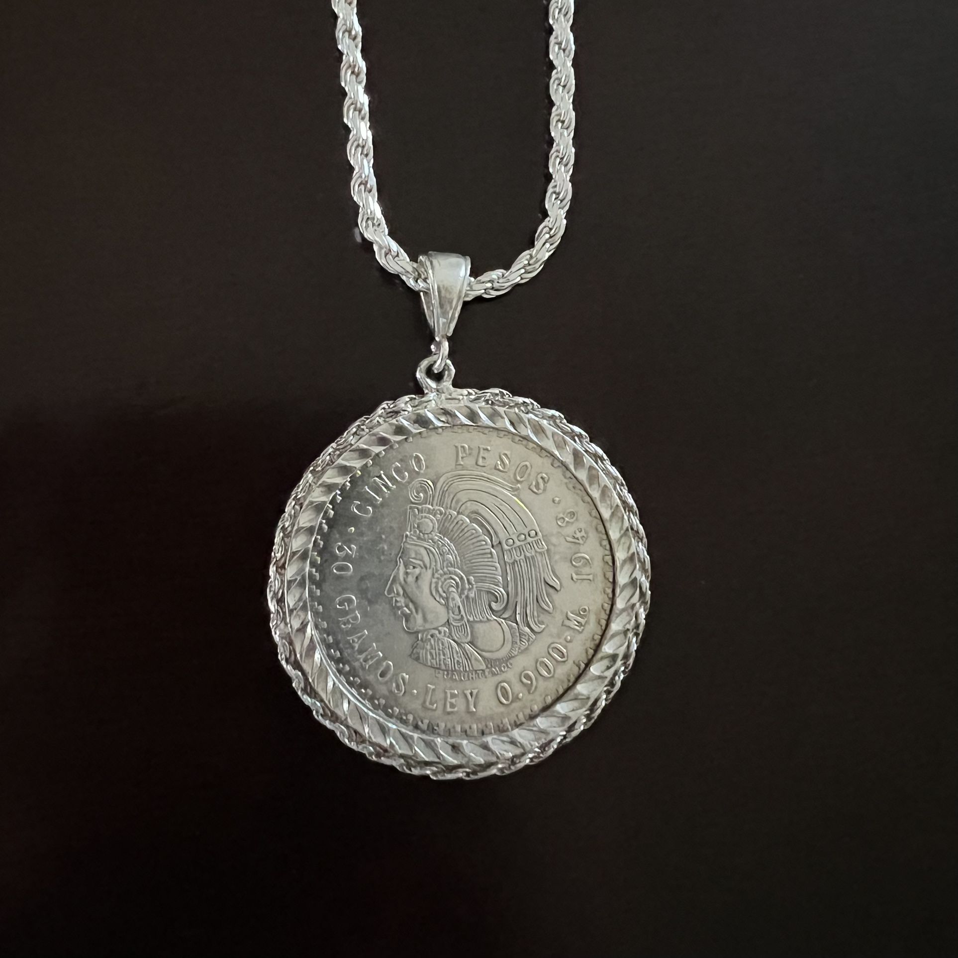 Silver (30 Grams) 5 Pesos w/ Chain for Sale in Compton, CA - OfferUp