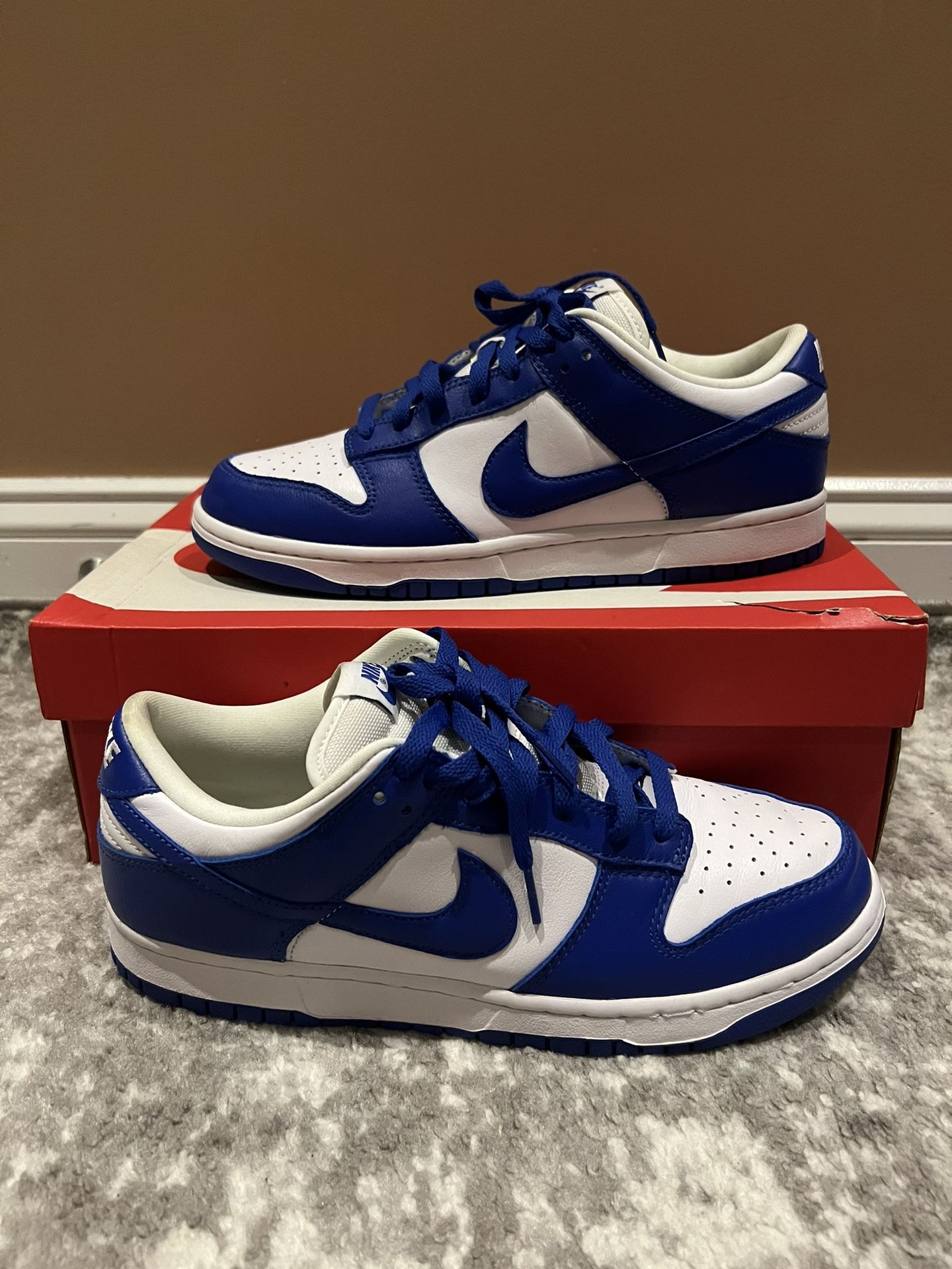 Nike Dunk Low SP “Kentucky” for Sale in Queens, NY - OfferUp