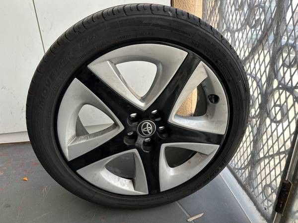 Corolla Wheels Toyota Prius Rims Matrix Prime Vibe Lexus Ct200h Tc Xb ...