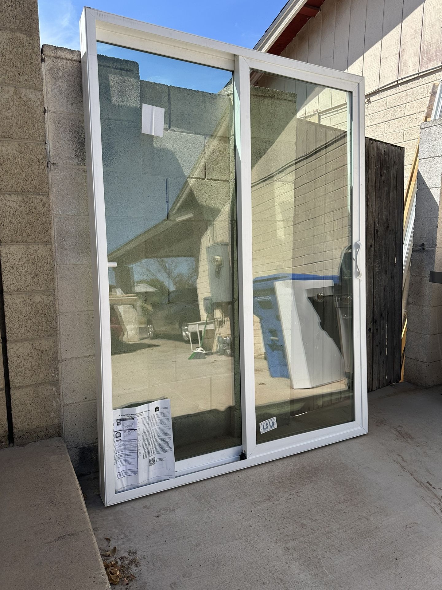 Arcadia Door Sliding Door 60”x80” Vinyl Dual Glass Low E for Sale in ...