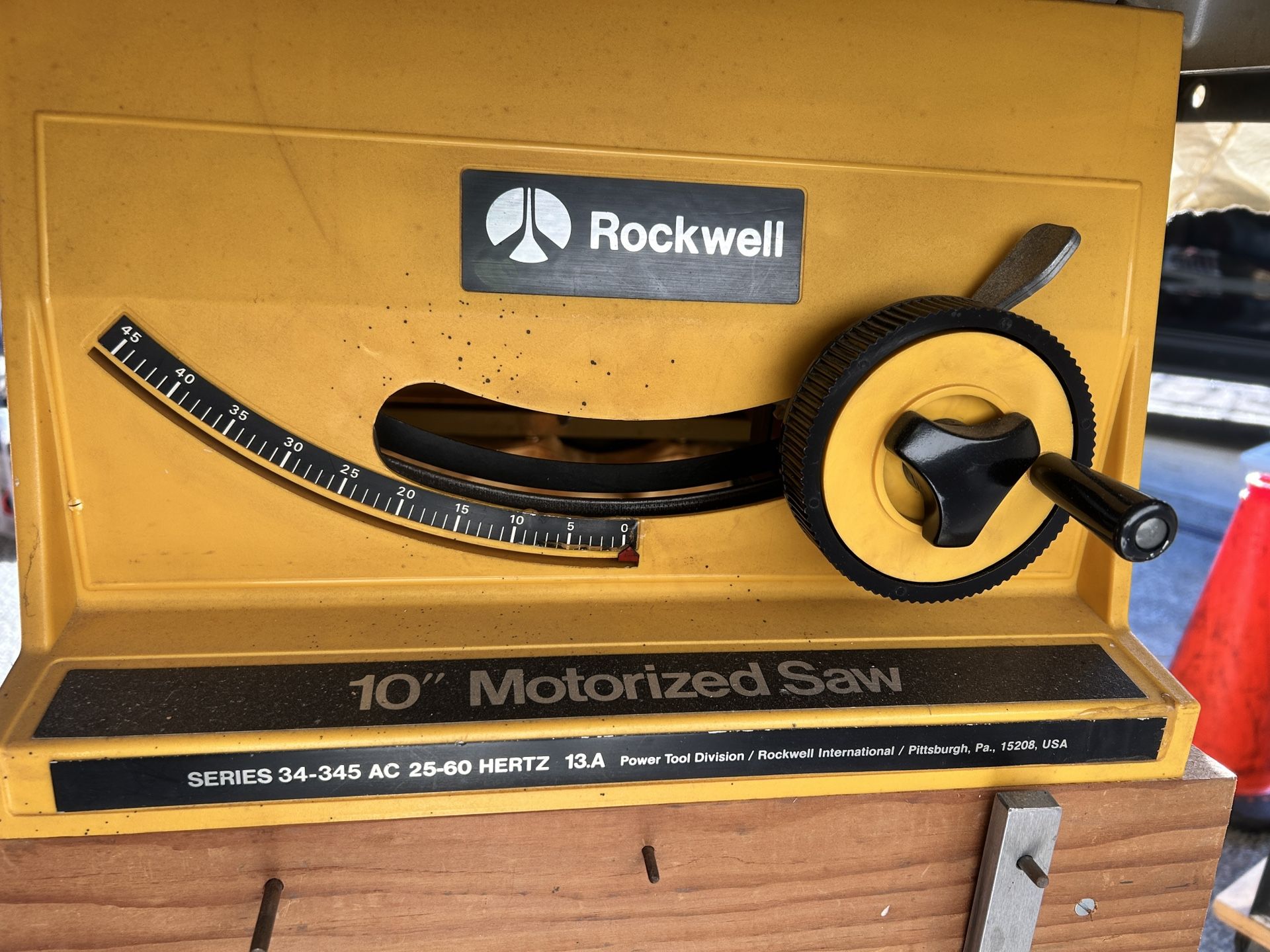 Rockwell 10" Motorized Saw table vintage power tool for Sale in Los ...