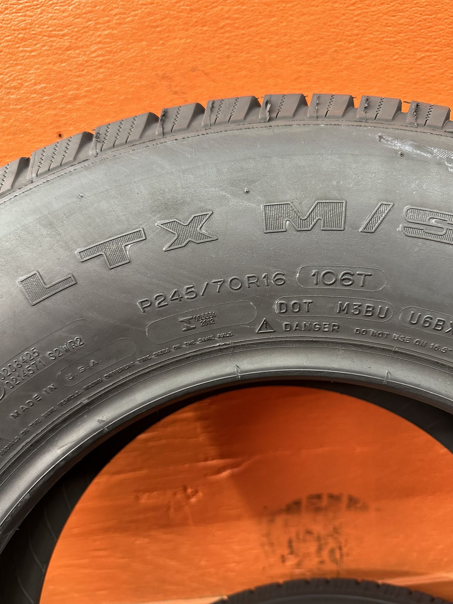 245/70R16 Michelin Defender LTX Full Tire Set for Sale in Arlington, TX ...