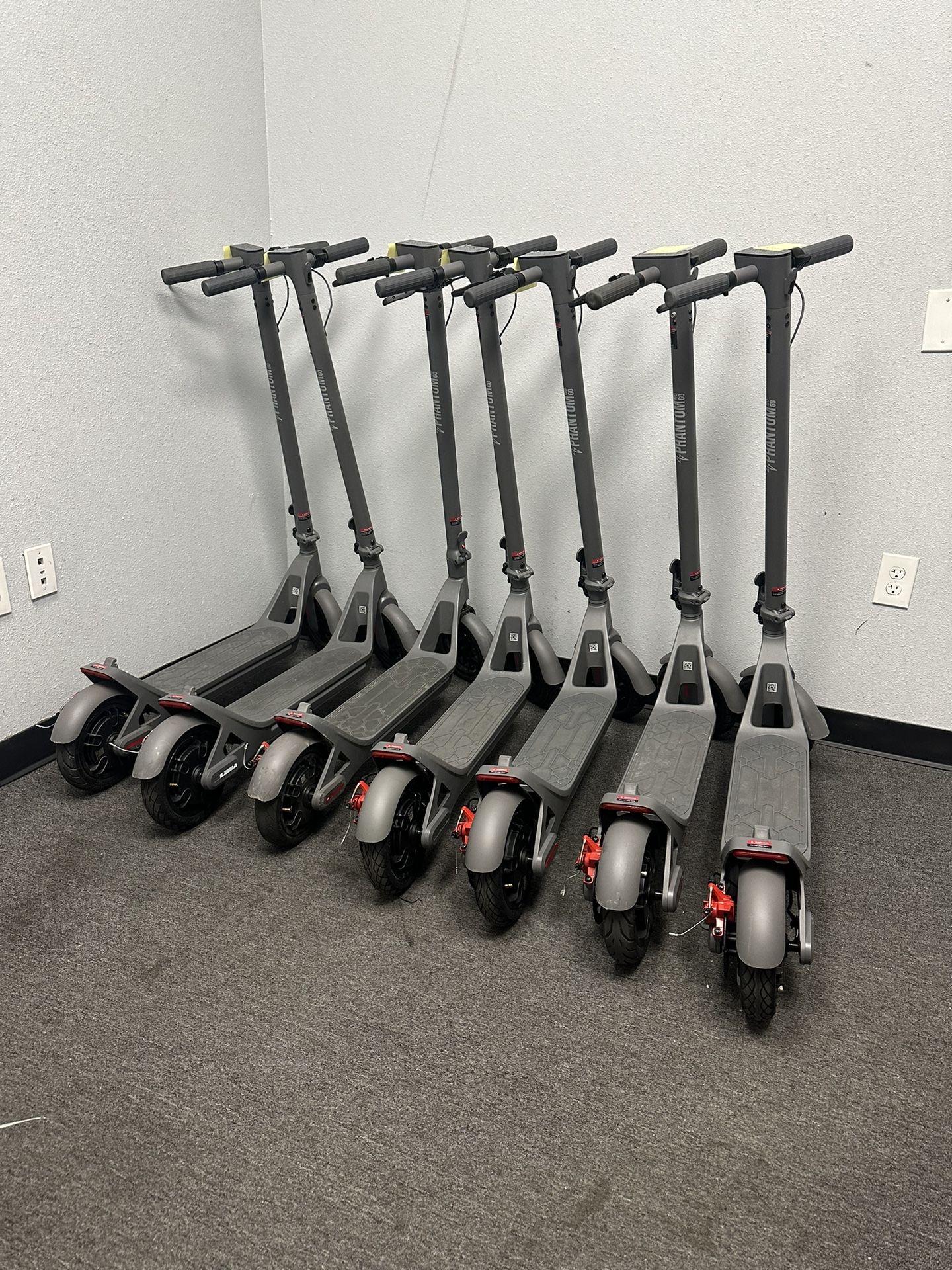 Phantom Gogo A8 Electric Scooter for Sale in Houston, TX - OfferUp