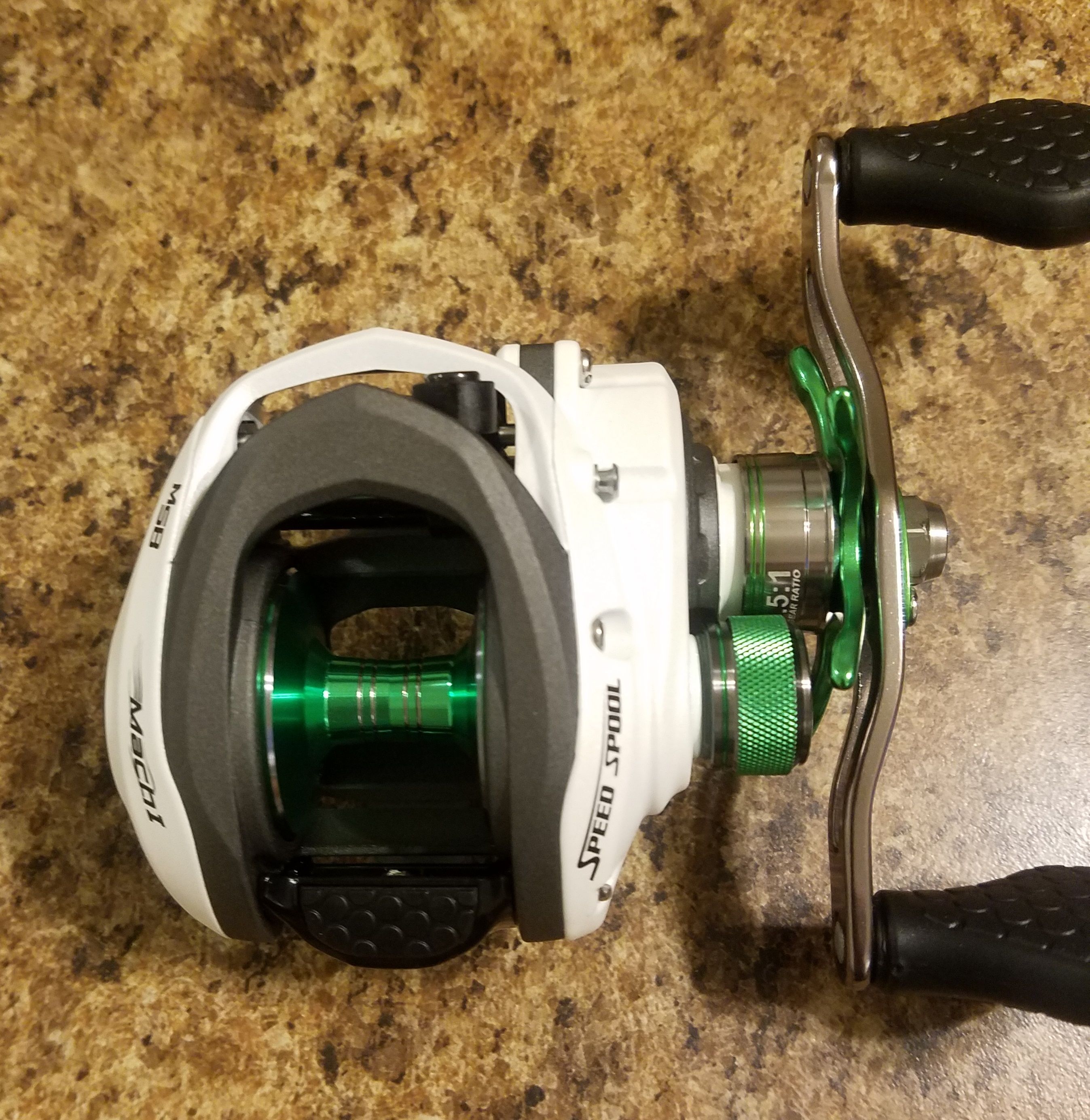 Lews Mach 1 Speed Spool Right Hand Baitcaster Saltwater/Freshwater New ...