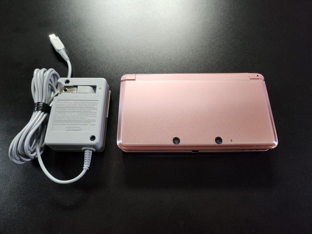 Pink Nintendo 3ds