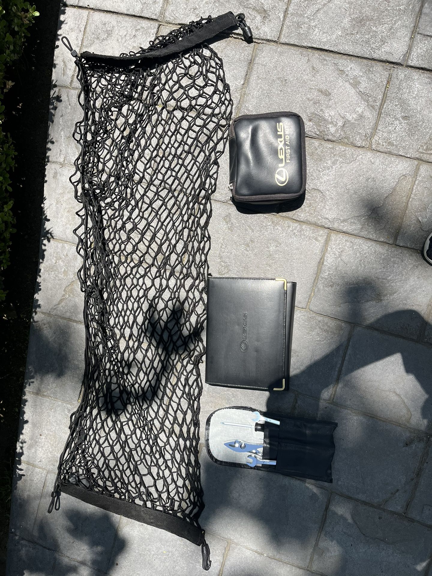 Lexus 300 Net, Tools, Medical Kit And Manuel for Sale in Los Angeles ...