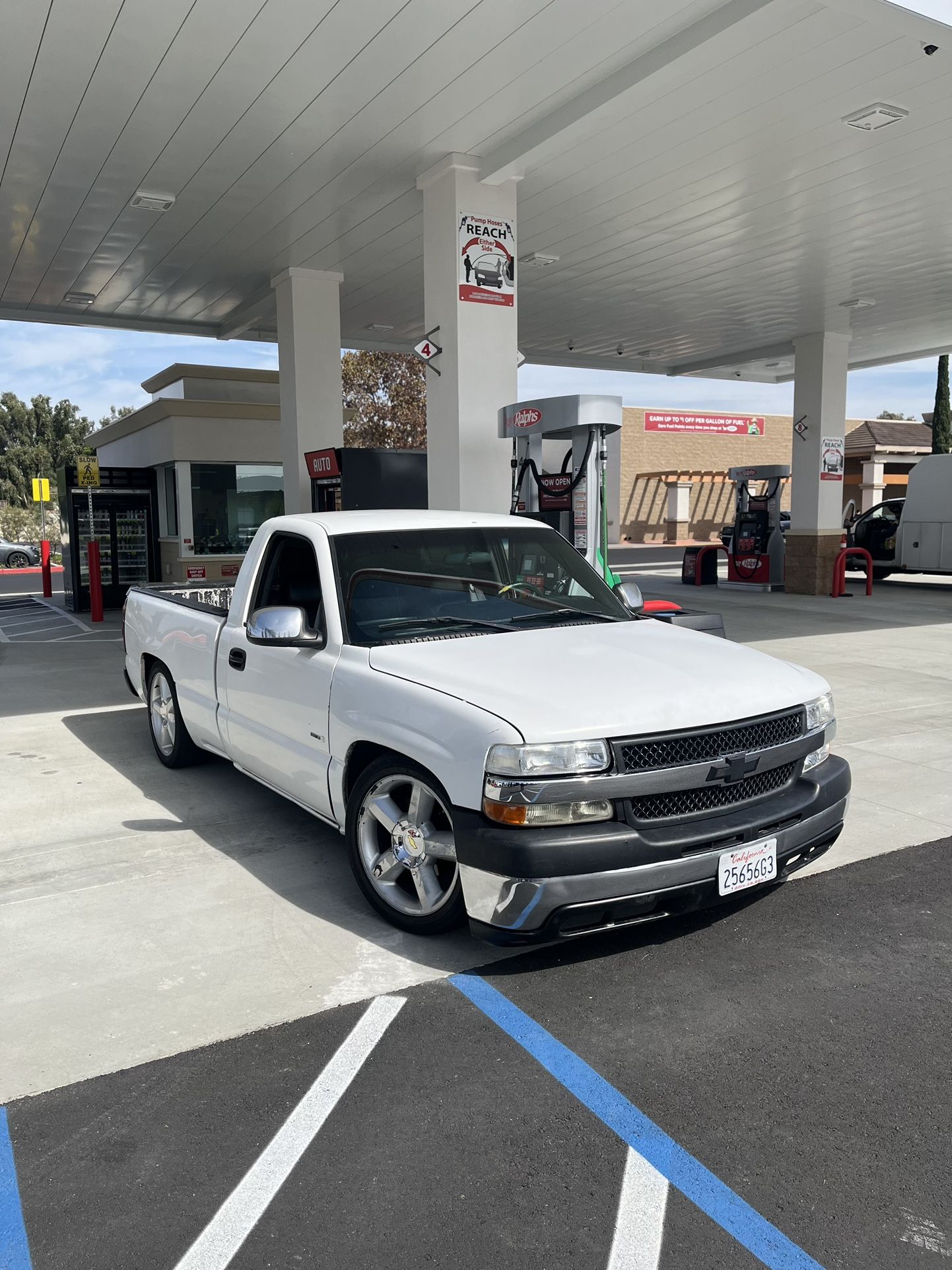 Chevy Single Cab for Sale in Cypress, CA - OfferUp