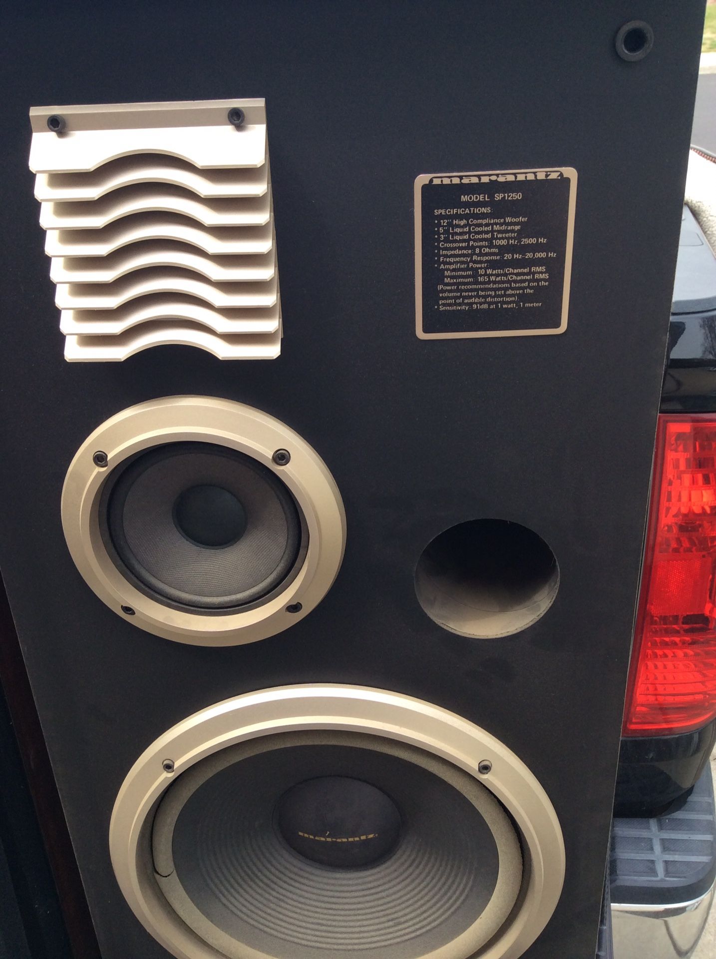 Vintage pair of marantz sp-1250 speakers for Sale in Clovis, CA - OfferUp