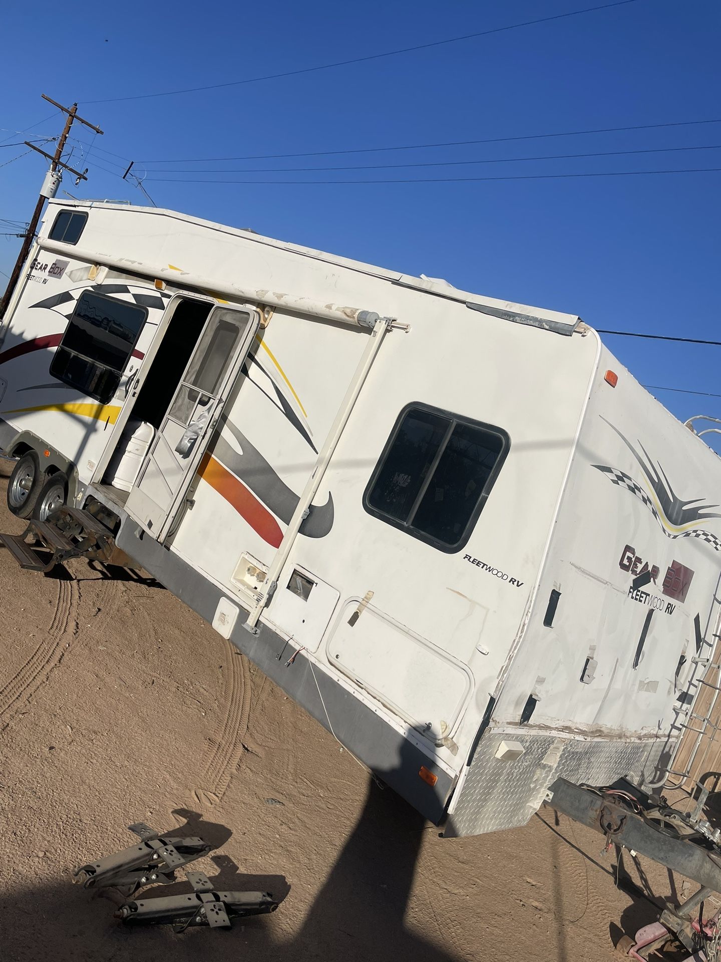 2004 rv travel trailer for Sale in Phoenix, AZ - OfferUp