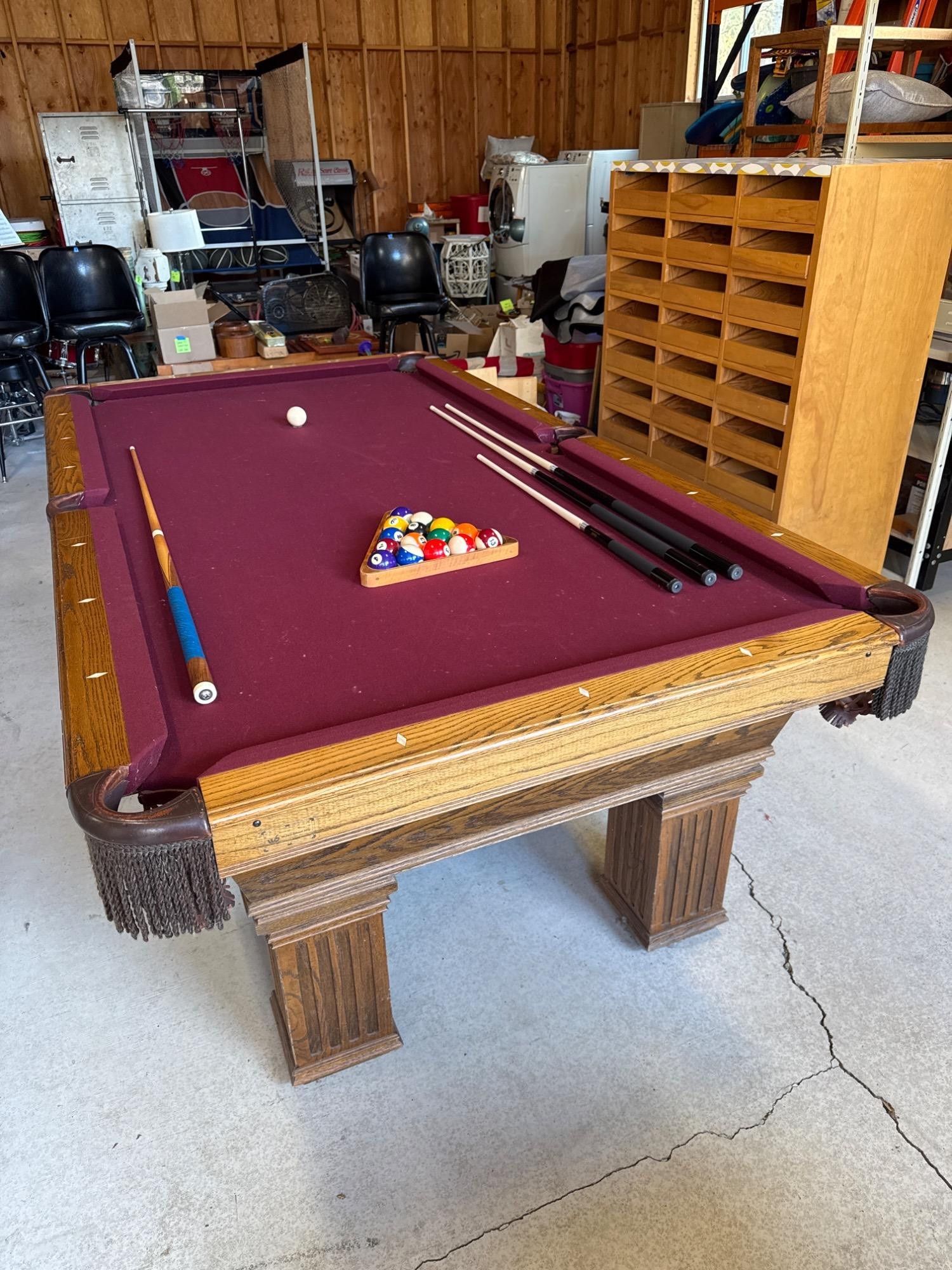 Pool table - 8 Foot for Sale in Auburn, WA - OfferUp