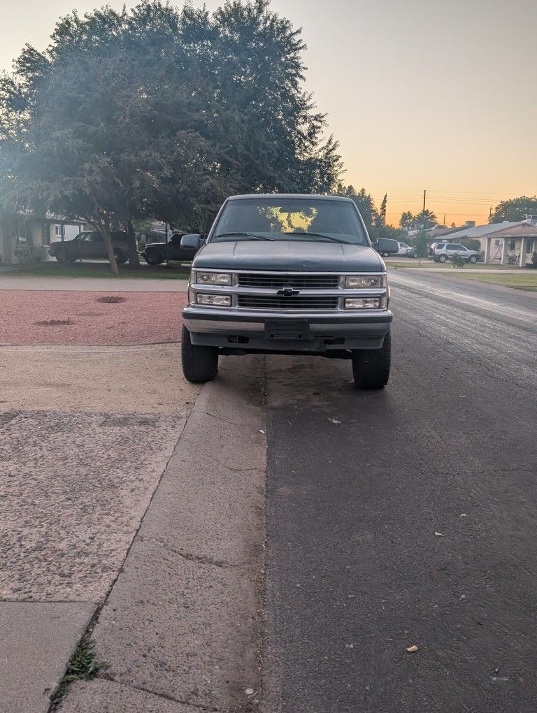 97 Z71 Chevy 4x4 for Sale in Phoenix, AZ - OfferUp