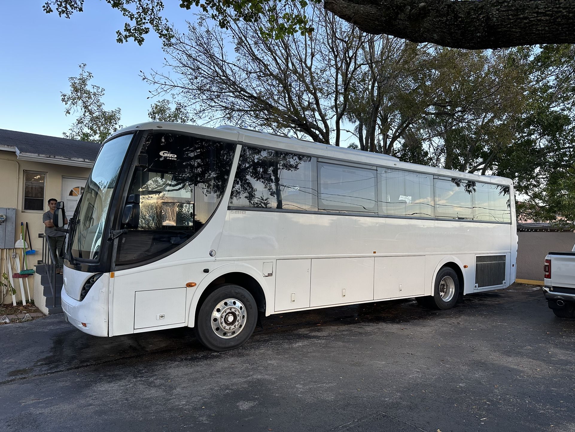 2008 Freightliner CAIO Bus 39 Seats Cummins 6.7 W/Allison 400. 167,000 ...