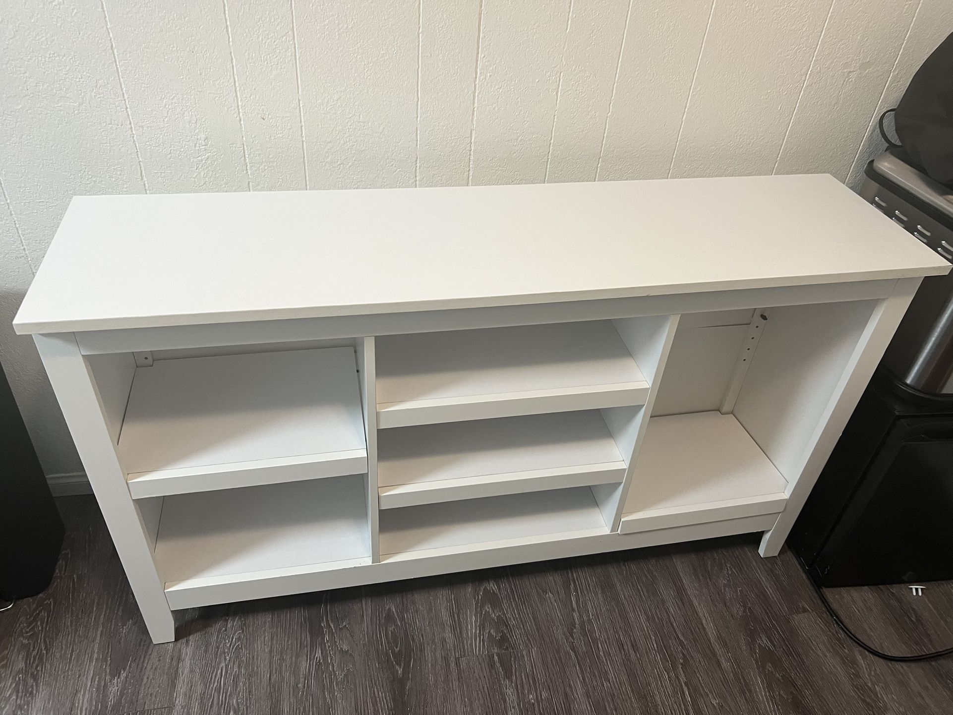 White Coffee / Tea Bar Console Cabinet for Sale in San Diego, CA - OfferUp