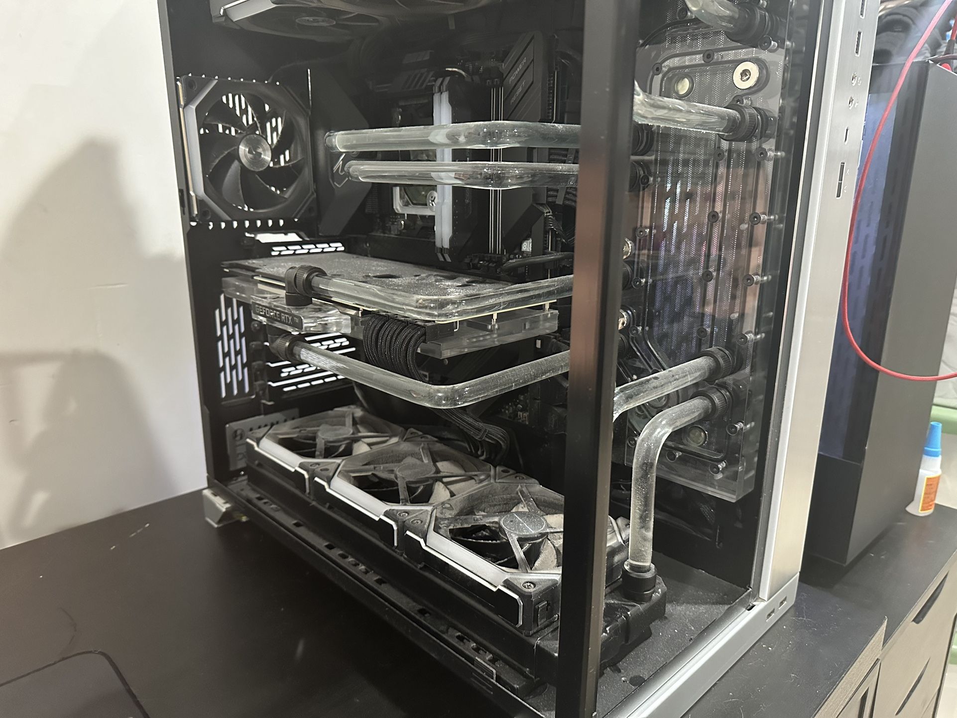 Broken Gaming Pc for Sale in Phoenix, AZ - OfferUp