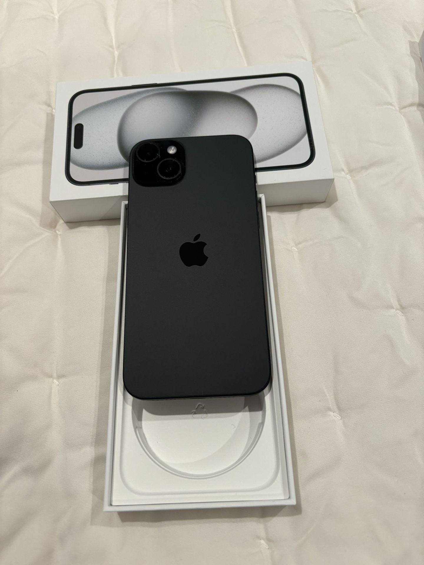iPhone 15 plus 128 GB Black for Sale in Glendale, CA - OfferUp