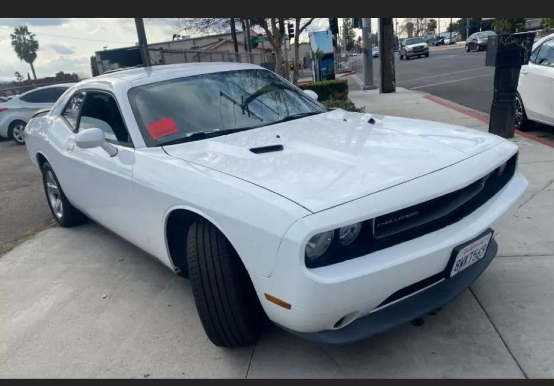 2011 Dodge Challenger for Sale in Indianapolis, IN - OfferUp