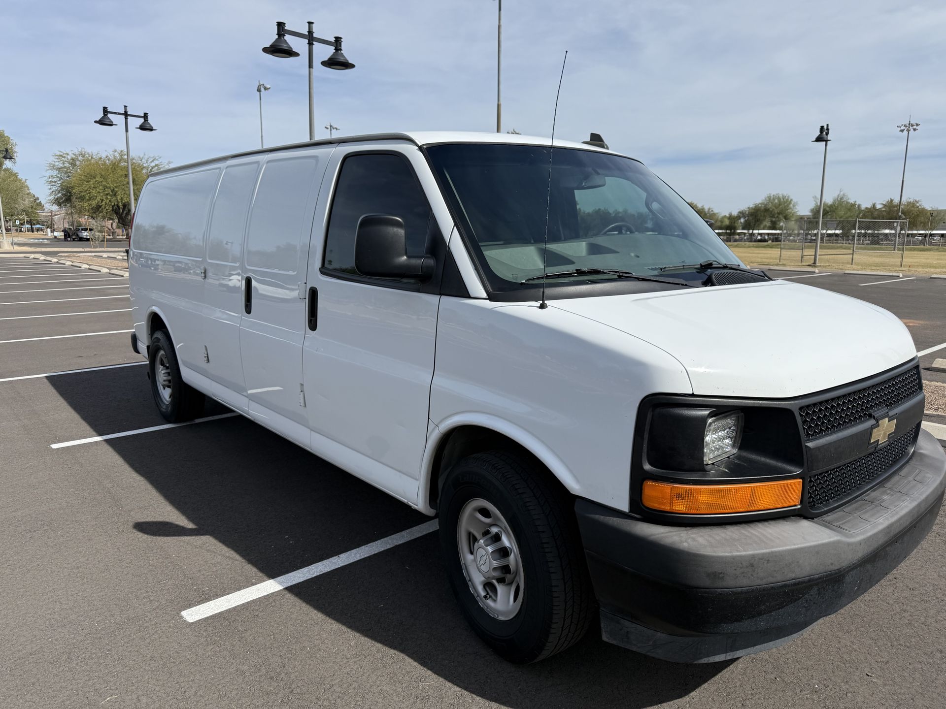 2017 Chevrolet G2500 Express Extended for Sale in Gilbert, AZ - OfferUp