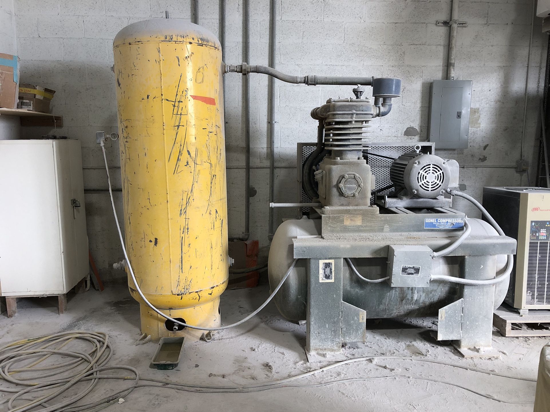 Curtis Air Compressor, 2 Stage 30HP and Aux. Air Tank for Sale in Miami ...