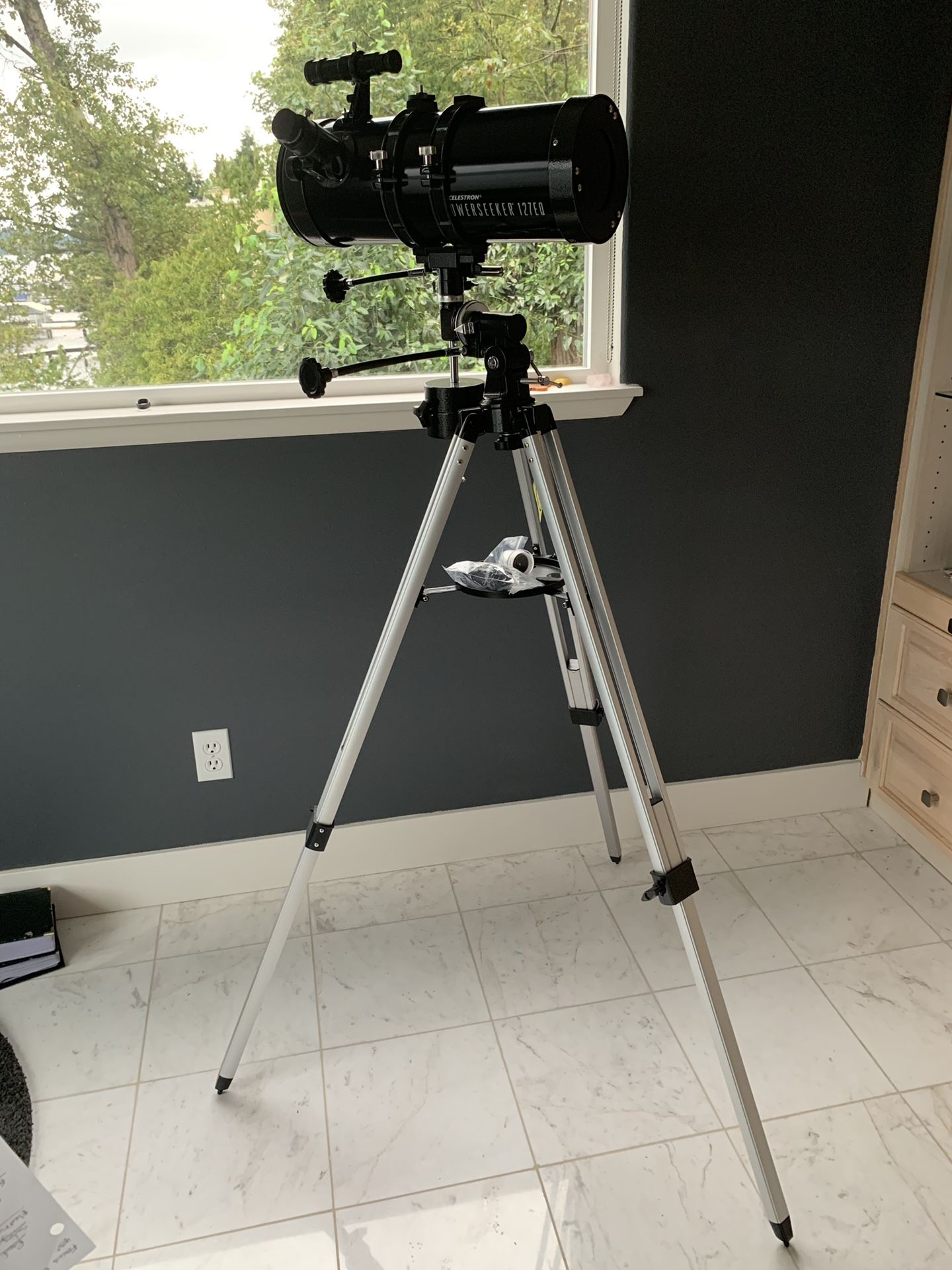Celestron - PowerSeeker 127EQ Telescope for Sale in Renton, WA - OfferUp