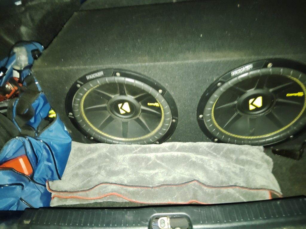 2 "12 Kicker Comp C And Avionnix 3000 Watt Amp for Sale in Riverside ...