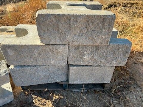 HEAVY DUTY 8X18 CEMENT RETAINING BLOCK $350 PER PALLET(45 PCS)*** FOR ...