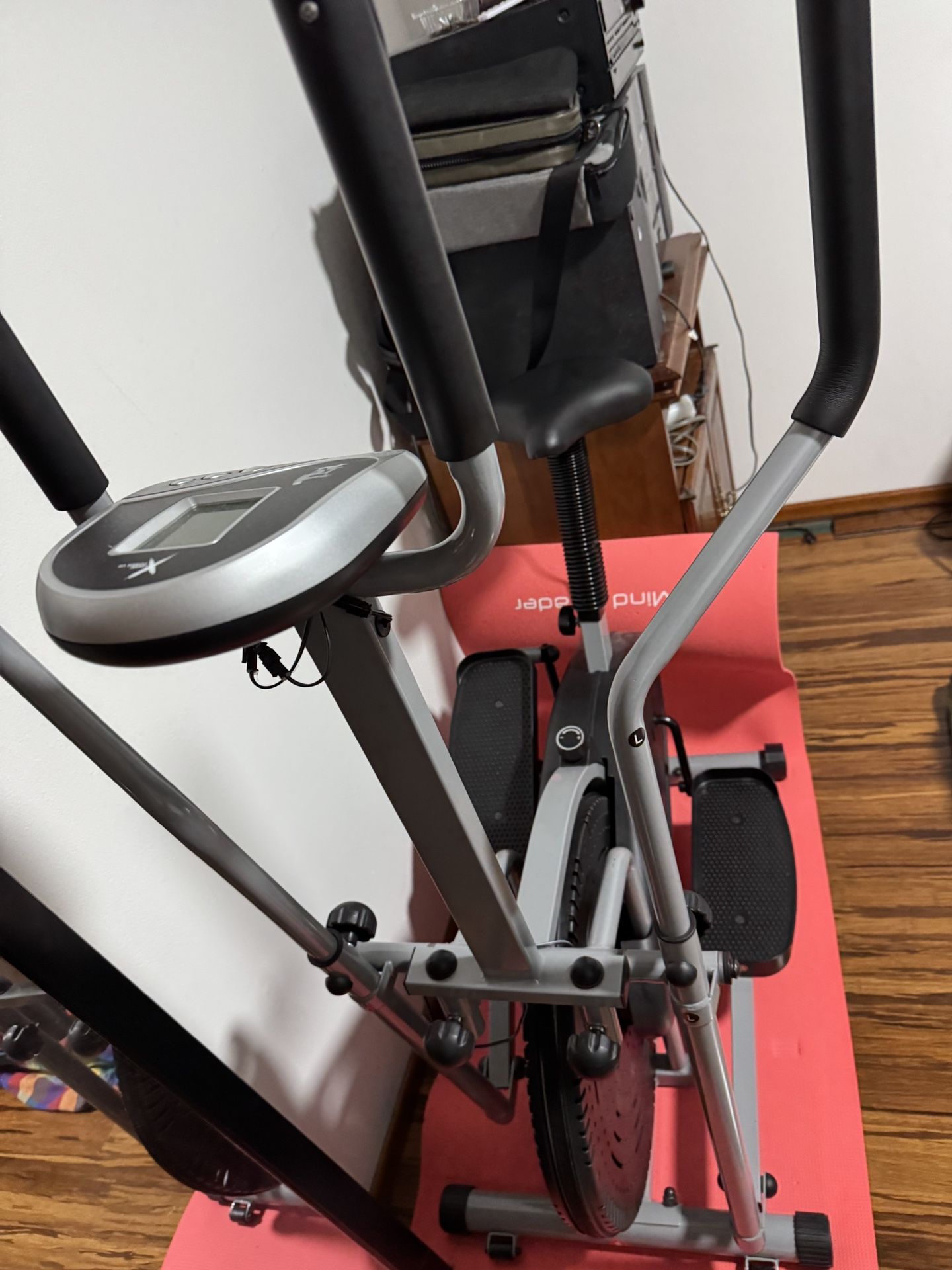 Hybrid Bike/Elliptical Trainer Upright Bike for Sale in Mercer Island, WA - OfferUp