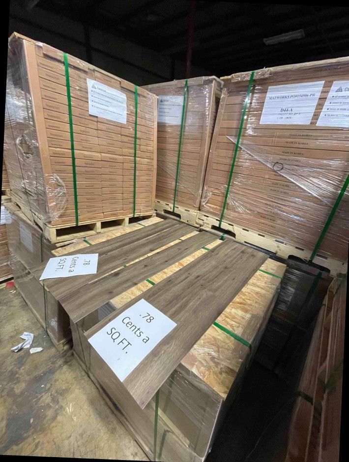 Surplus of vinyl flooring for Sale in Manor, TX - OfferUp