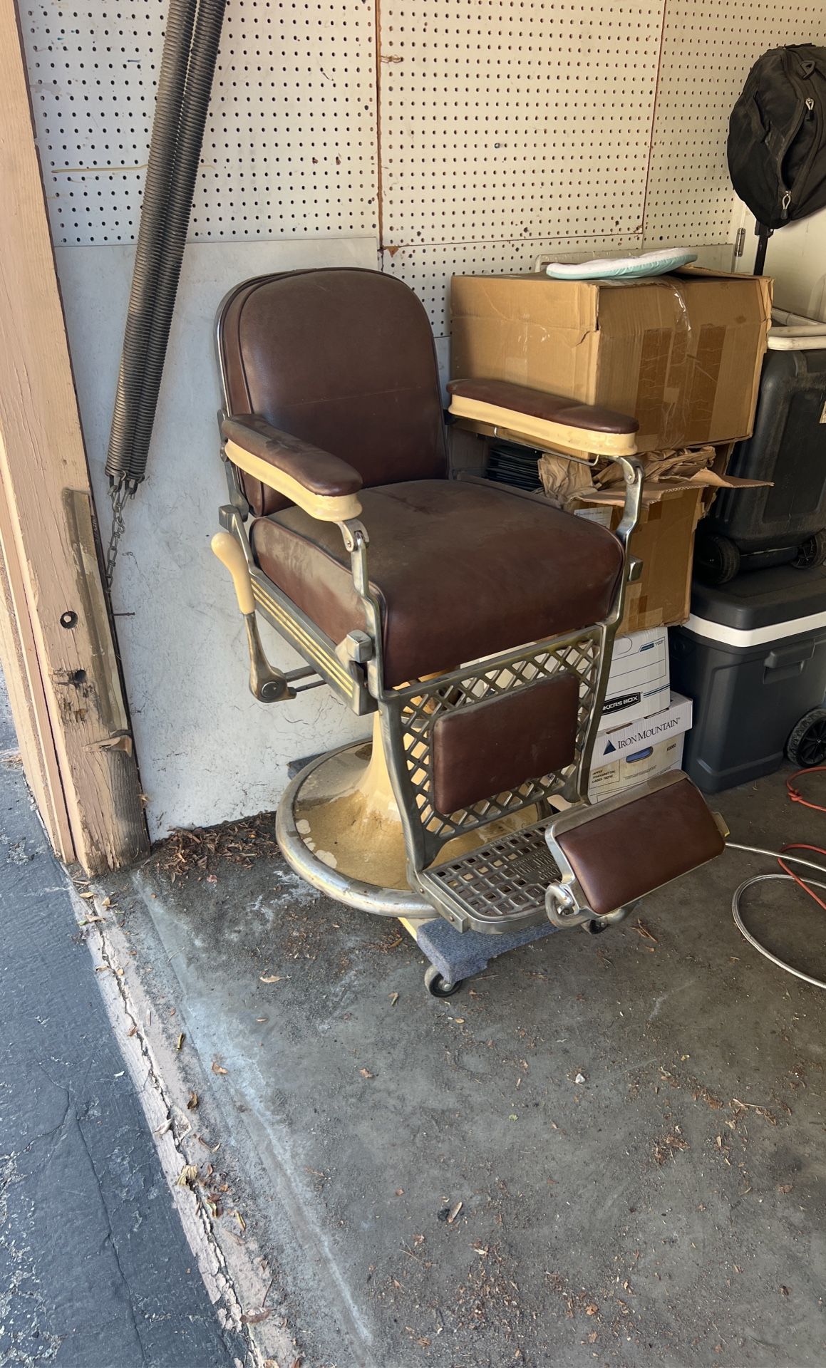 Emil J. Paidar Barber Chair for Sale in Cathedral City, CA - OfferUp