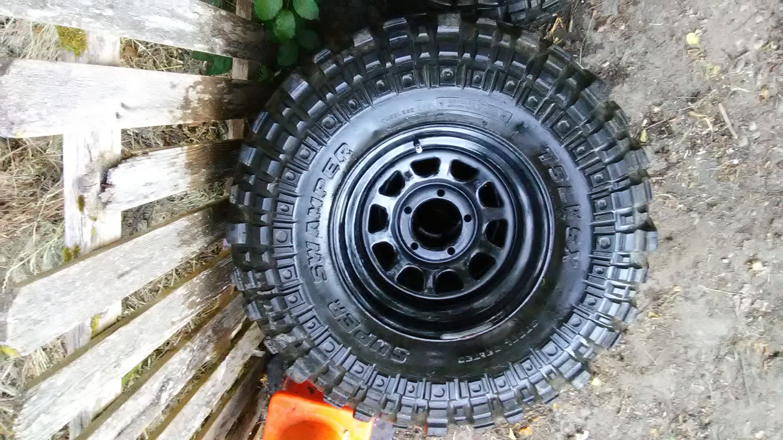 Super Swamper TSL SX 38 x 12.50 x 16.5r for Sale in Bothell, WA - OfferUp
