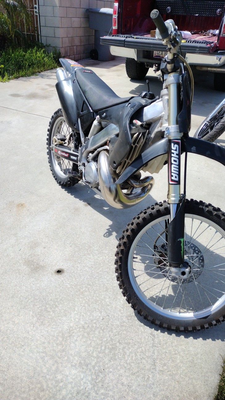 2001 Honda Cr250 for Sale in La Habra Heights, CA - OfferUp