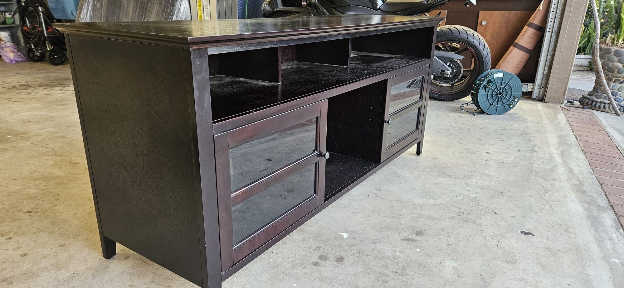 Tv Stand for Sale in Fallbrook, CA - OfferUp