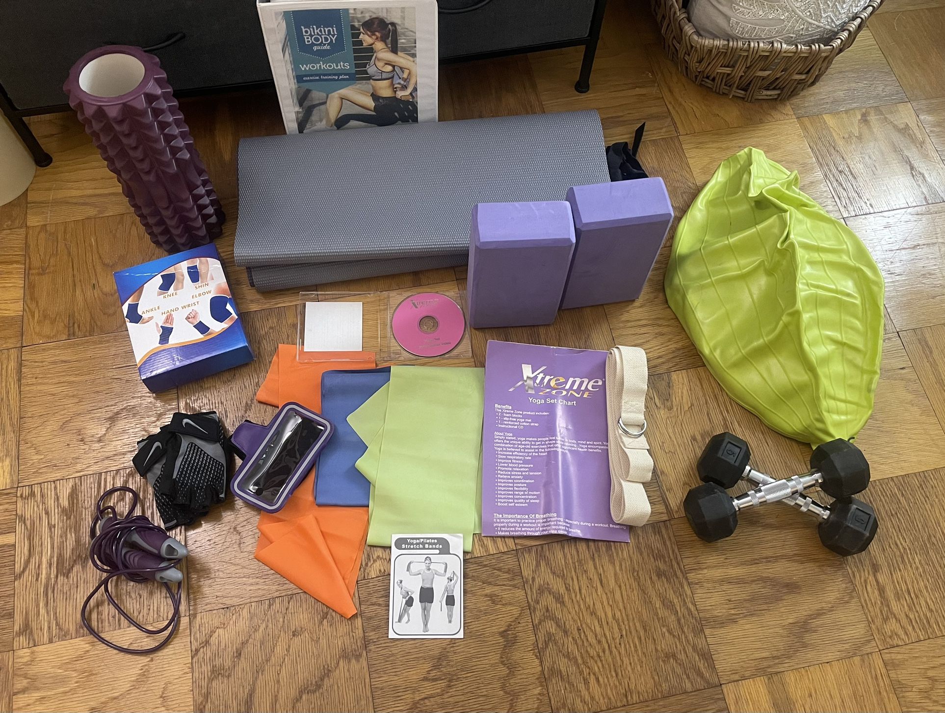 Workout Bundle - 5lb weights, bands, Exercise Mat, Yoga ball & Blocks ...