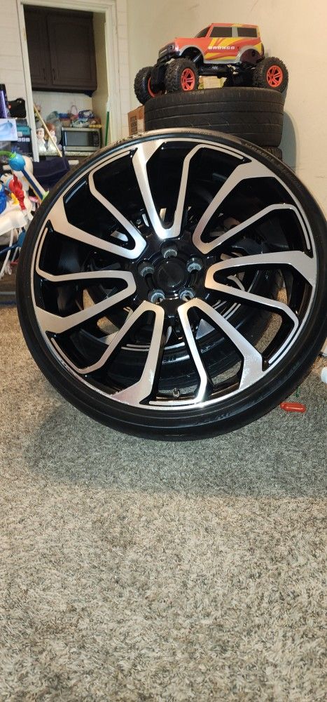 24 INCH RIMS 5X120 for Sale in Phoenix, AZ - OfferUp