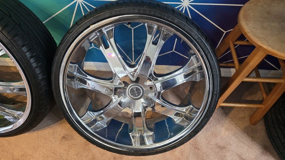 22 Inch Rim 5x110 and 5x114 22x8 off set of 35 With Tires for Sale in ...