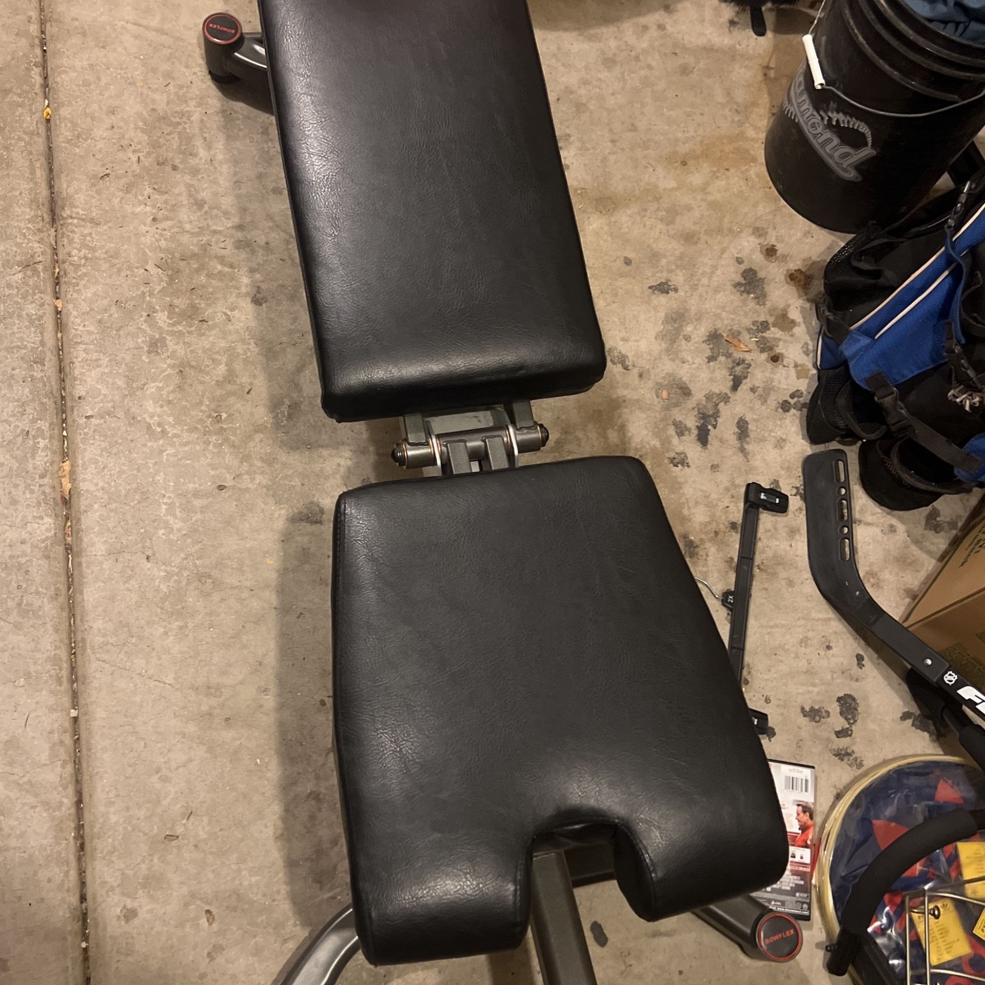 BOWFLEX Adjustable bench & dumbbells for Sale in Phoenix, AZ - OfferUp