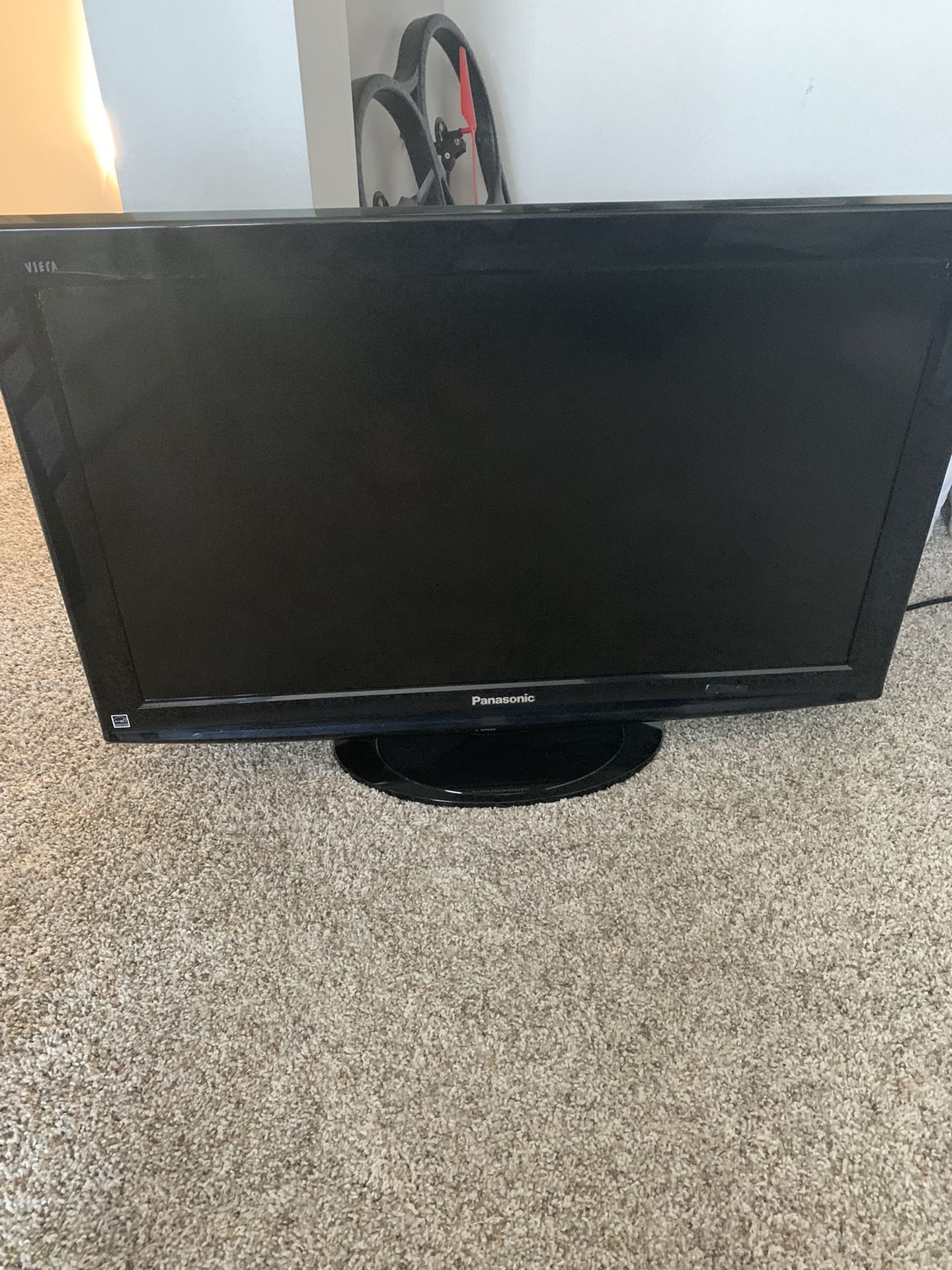 Panasonic 27 inch Flat Screen TV for Sale in Auburn, WA - OfferUp
